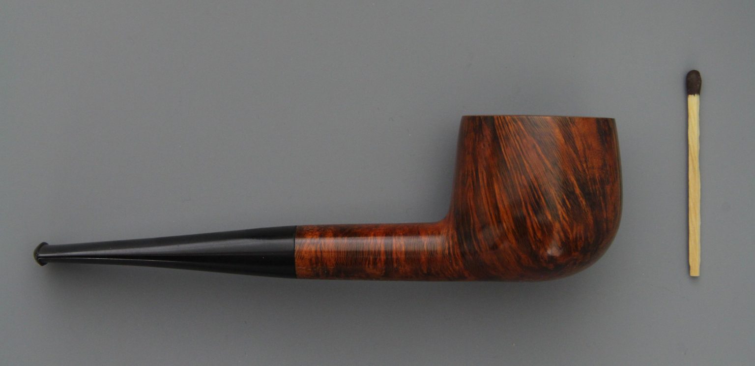 W.Ø Larsen handmade pipe #35 - New Old Stock - Amsterdam Pipe Shop