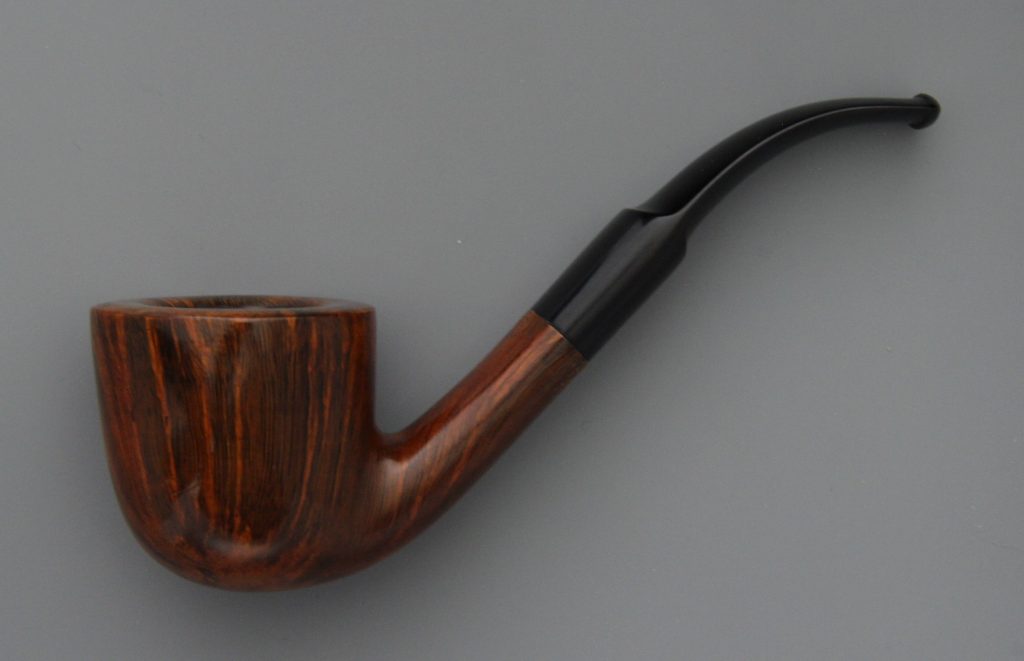 W.Ø Larsen handmade pipe #335 - pipeshop New Old Stock - Amsterdam Pipe ...